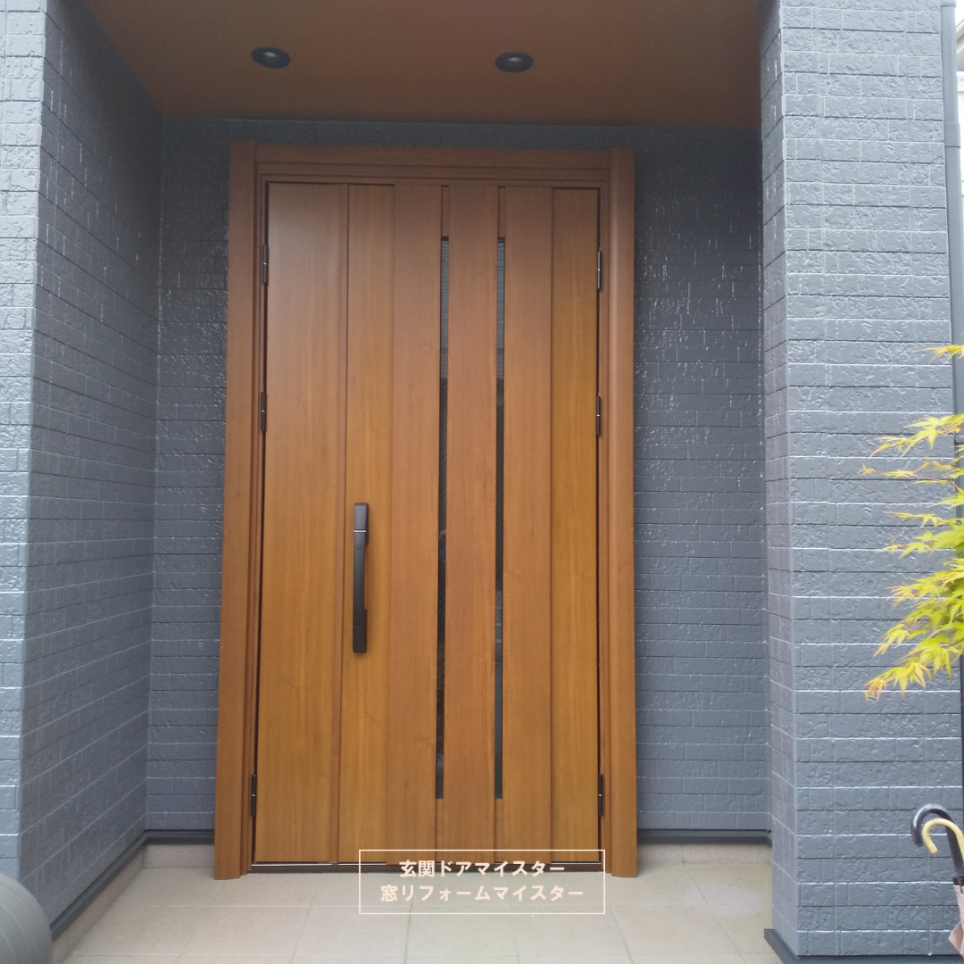 都の補助金満額の16万円！ドアリモの断熱ドアにリモコンキー付きです【YKKAPドアリモN10防火戸】多摩市の事例