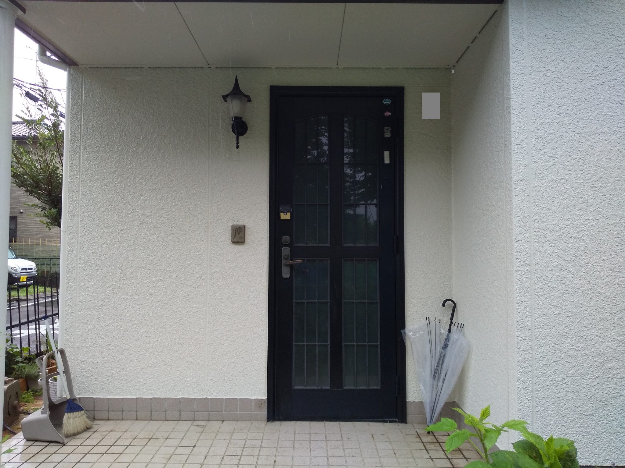 スマホアプリをリモコンにできるポケットキーが人気です【YKKAPドアリモN05】坂戸市の事例 | 玄関ドア・窓リフォーム 全国1位の技術と価格 ...