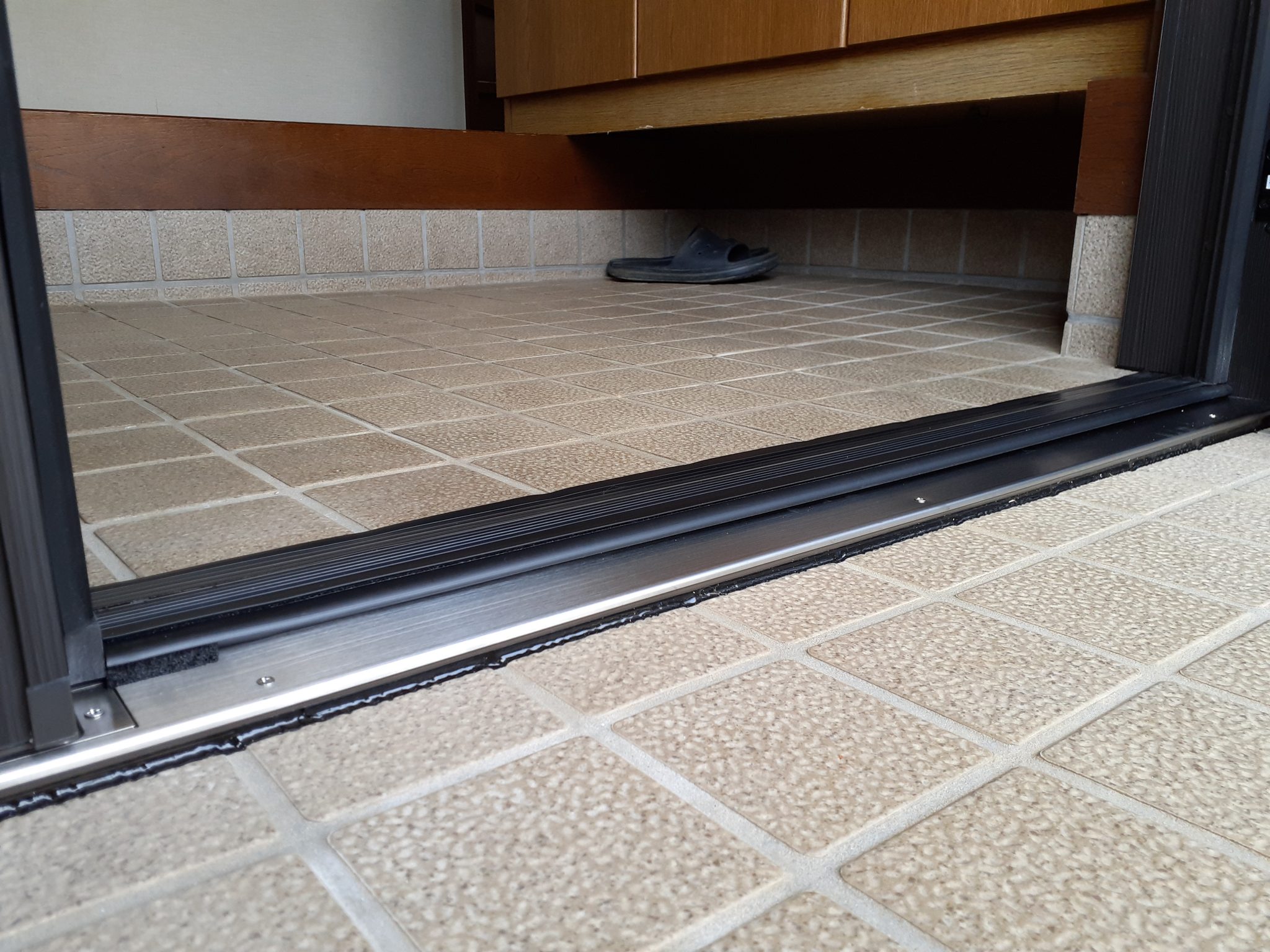 ボタンを押すだけでOK！鍵はワンタッチの時代です【LIXILリシェントM83型】パナホームの事例