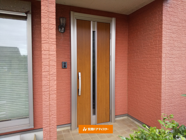 玄関ドアの色や飾りの選び方｜風水を取り入れて運気を呼び込む玄関に！ | 玄関ドア・窓リフォーム 全国1位の技術と価格 | 玄関ドアマイスター