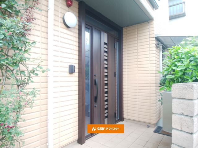 玄関ドアの色や飾りの選び方｜風水を取り入れて運気を呼び込む玄関に！ | 玄関ドア・窓リフォーム 全国1位の技術と価格 | 玄関ドアマイスター