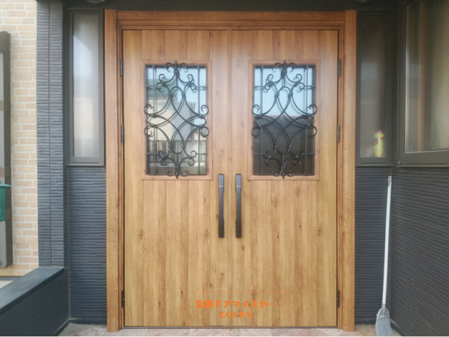 スマホアプリでカギを開け閉めできます【YKKAPドアリモE10】成田市の工事事例 | 玄関ドア・窓リフォーム 全国1位の技術と価格 | 玄関ドアマイスター