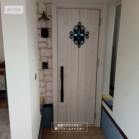 補助金を利用してスマホがリモコンになる断熱ドアに交換【LIXILリシェントD77型】大田区の事例