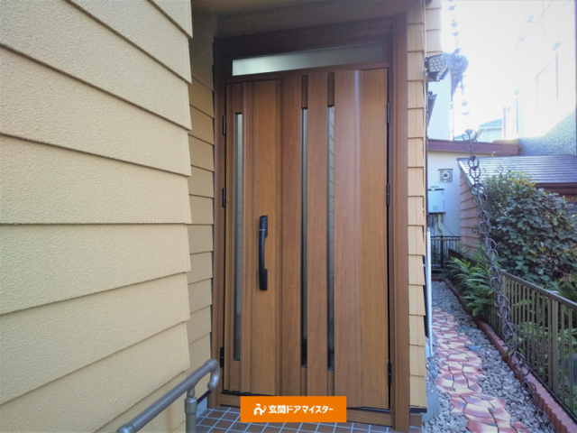 こどもみらい住宅支援事業を利用、ドアと窓を断熱化して寒さ対策【YKKAPドアリモC05】【YKKAPプラマードU】川口市の事例 | 玄関ドアリフォームの玄関ドアマイスター